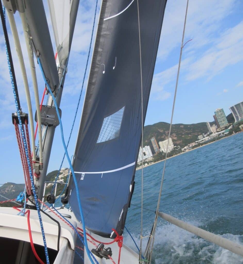 J/80 - UK Sailmakers