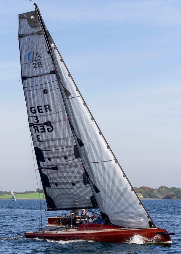 X-Drive - Racing Mainsails - UK Sailmakers