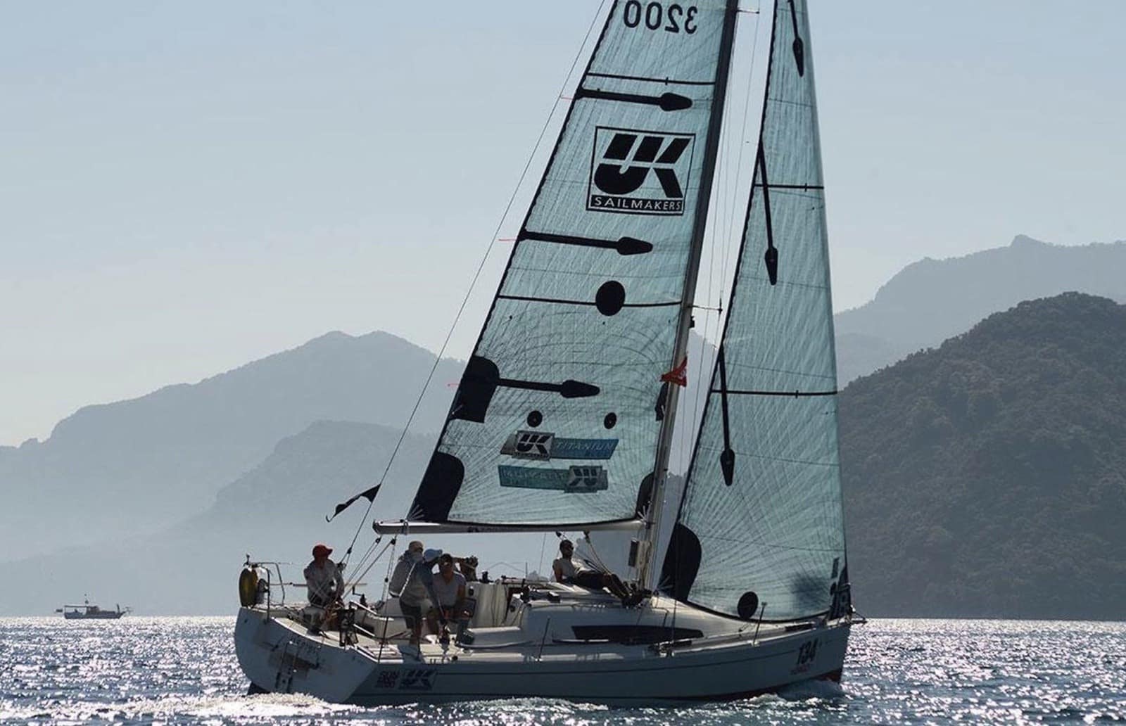 UK SAILMAKERS’ COMMITMENT TO SUSTAINABILITY