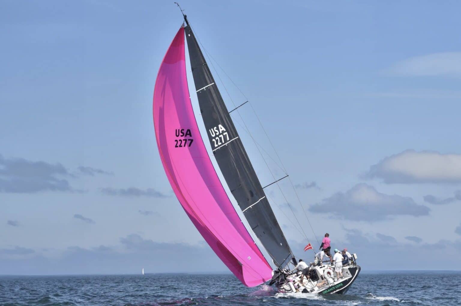 The Real Difference Between Code Zeros and Reaching Spinnakers